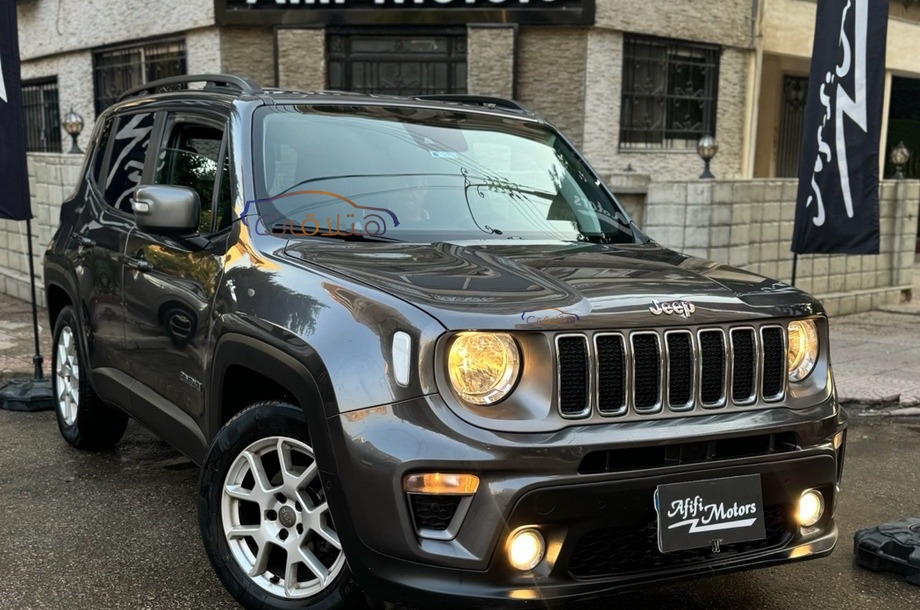 Renegade Jeep Nasr city Dark grey 7025043 - Car for sale : Hatla2ee