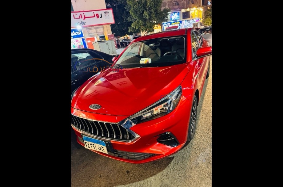J7 Jac 2022 Mohandessin Red 7026755 - Car for sale : Hatla2ee