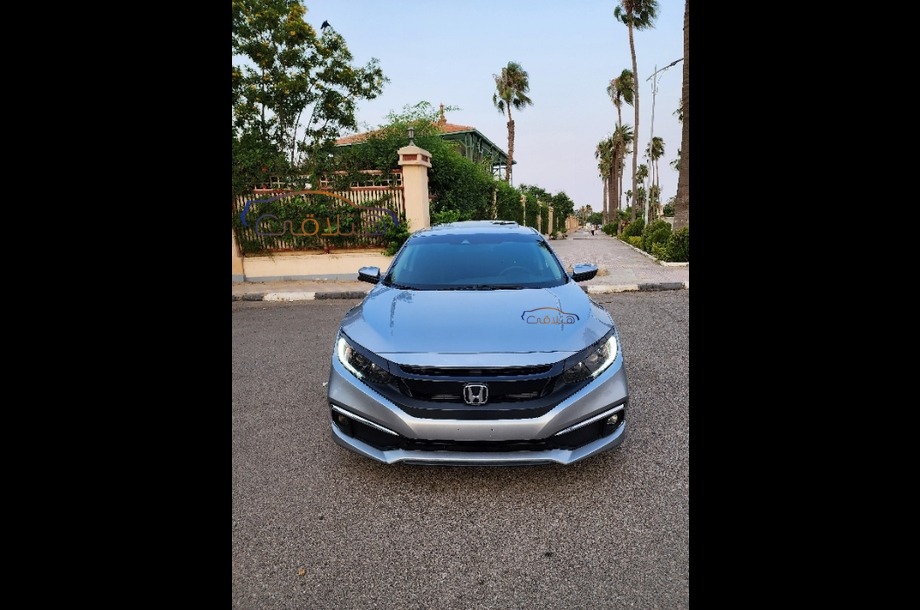 Civic Honda 2021 Ismailia Silver 7028282 - Car for sale : Hatla2ee