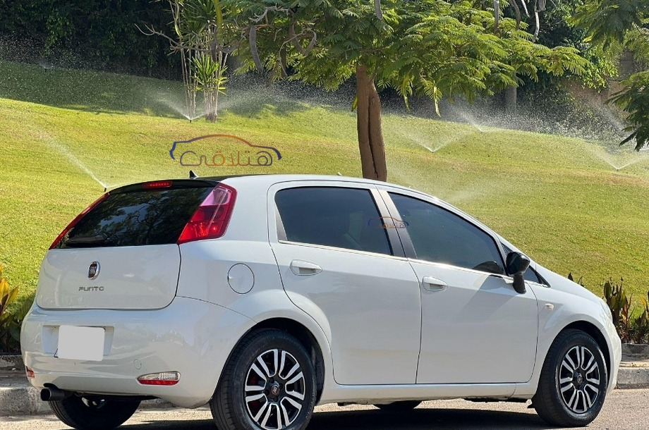 بونتو فيات القاهرة أبيض 7031579 - سيارات مستعملة للبيع : هتلاقى