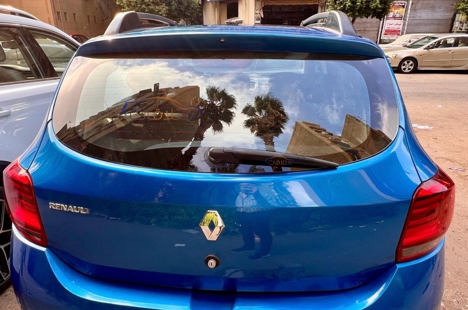 Sandero Step Way Renault 2019 Cairo Blue 7032030 - Car for sale : Hatla2ee