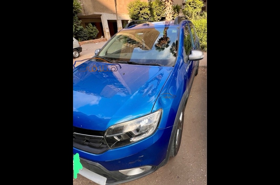 Sandero Step Way Renault 2019 Cairo Blue 7032030 - Car for sale : Hatla2ee