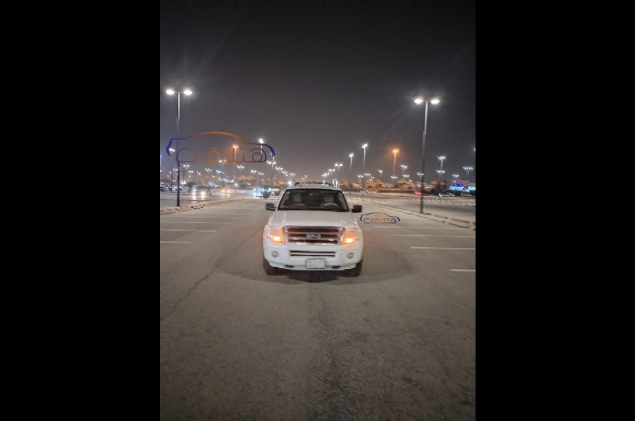 Expedition Ford 2013 Riyadh White 7037383 - Car for sale : Hatla2ee