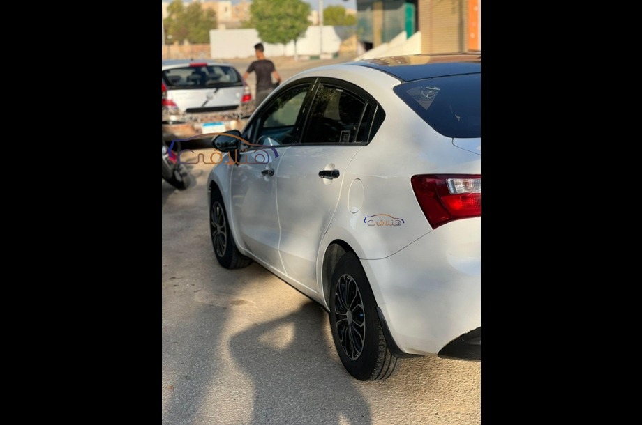 Rio Kia 2014 Giza White 7042825 - Car for sale : Hatla2ee