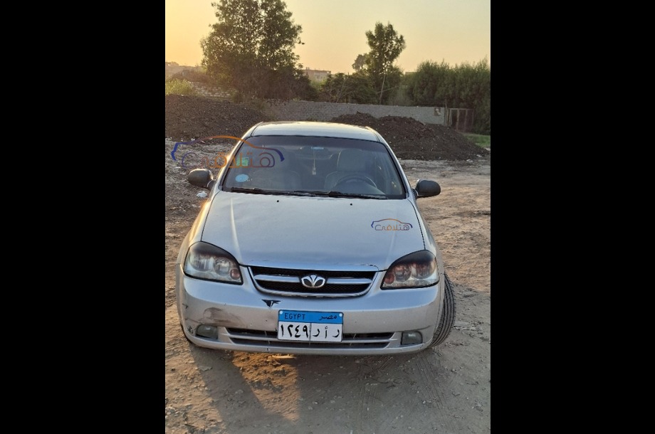 Lacetti Daewoo 2005 Zagazig Silver 7043931 - Car for sale : Hatla2ee
