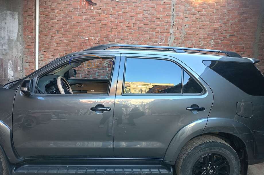 Fortuner Toyota 2016 Dakahlia Gray 7047726 - Car for sale : Hatla2ee