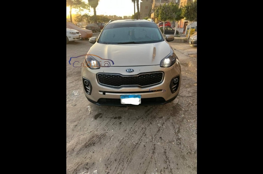 Sportage Kia 2018 Helwan Gold 7053249 - Car for sale : Hatla2ee