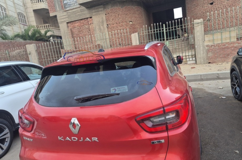 19 Renault 2019 Tagamo3 - New Cairo Red 7058578 - Car for sale : Hatla2ee