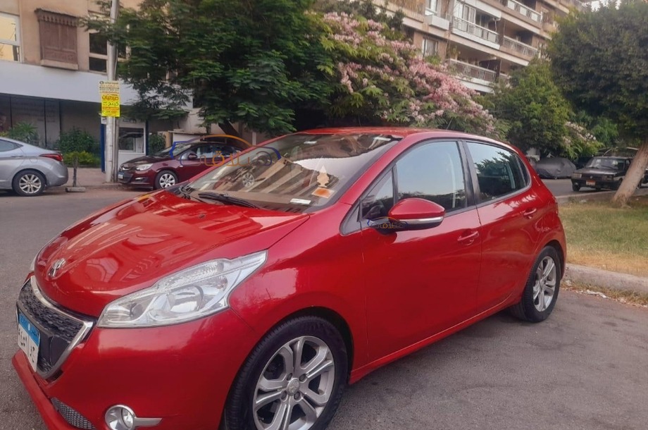 208 Peugeot 2016 Cairo Red 7060756 - Car for sale : Hatla2ee