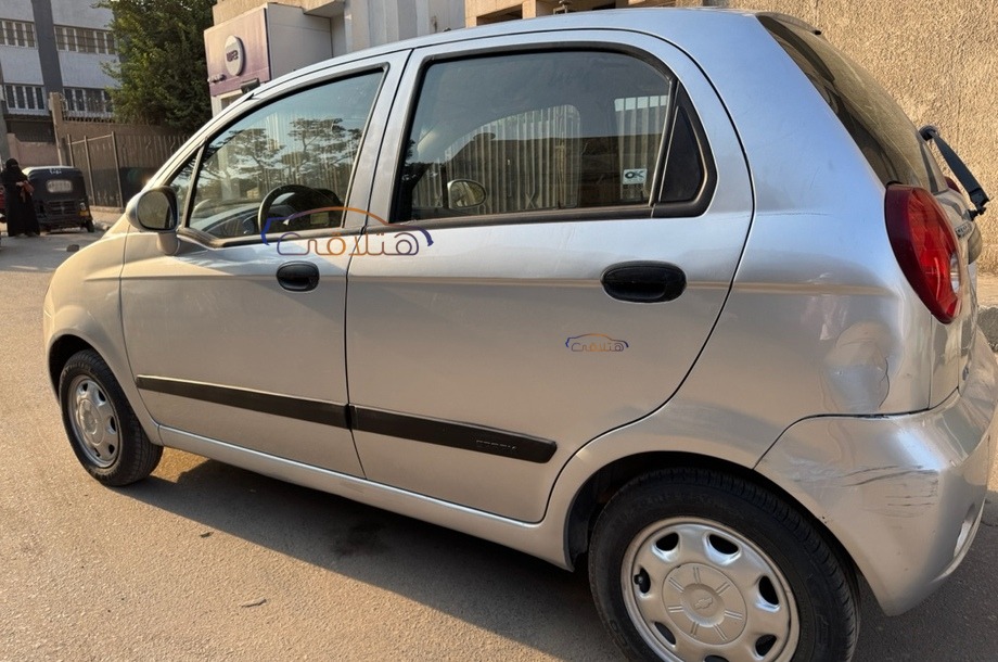 Spark Chevrolet 2010 Heliopolis Silver 7060775 - Car for sale : Hatla2ee