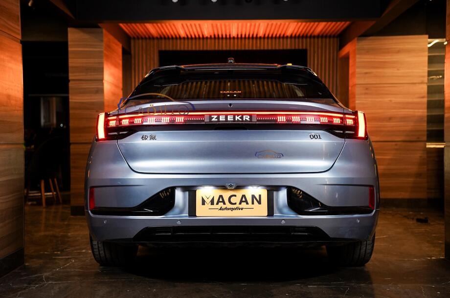 zeekar AWD 2023 7062060 - Car for sale : Hatla2ee