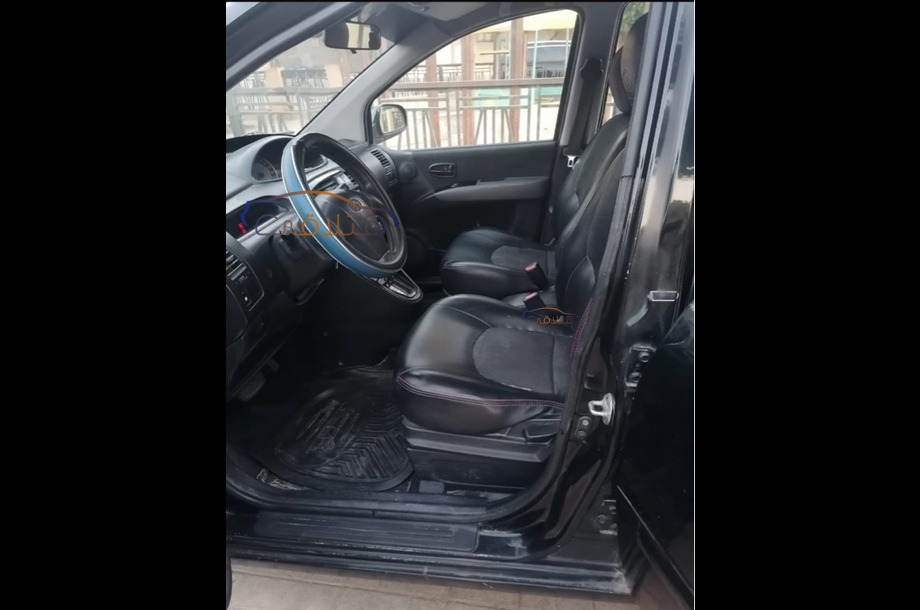 Matrix Hyundai 2010 Asyut Black 7062224 - Car for sale : Hatla2ee