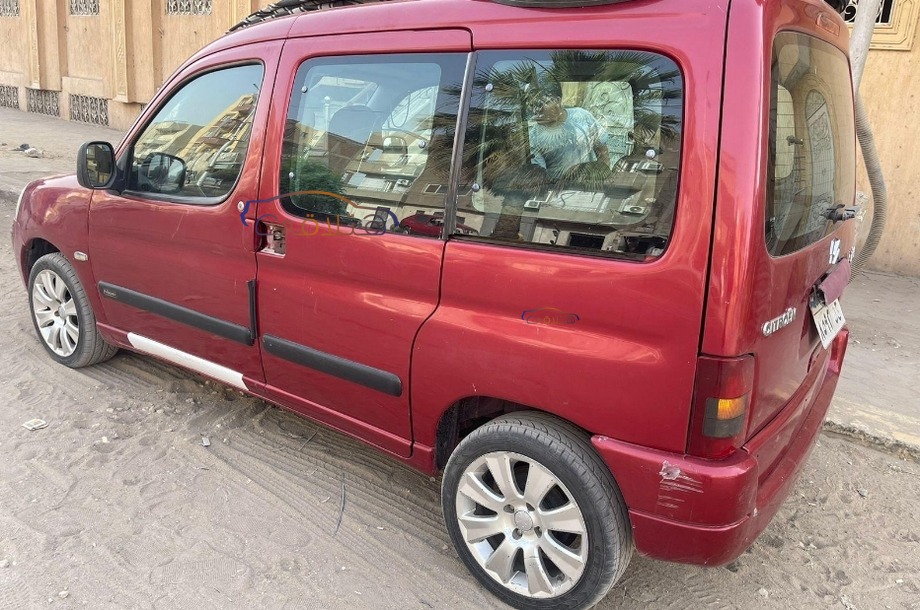 Berlingo Citroën 2003 Giza Dark red 7066411 - Car for sale : Hatla2ee