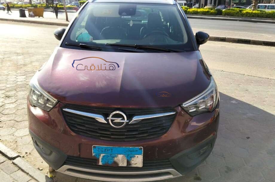 Crossland Opel 2018 6 October Dark red 7067576 - Car for sale : Hatla2ee