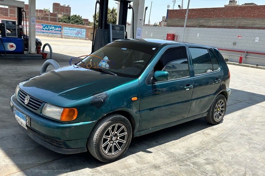 Polo Volkswagen 1995 Qalyub Green 7069516 - Car for sale : Hatla2ee