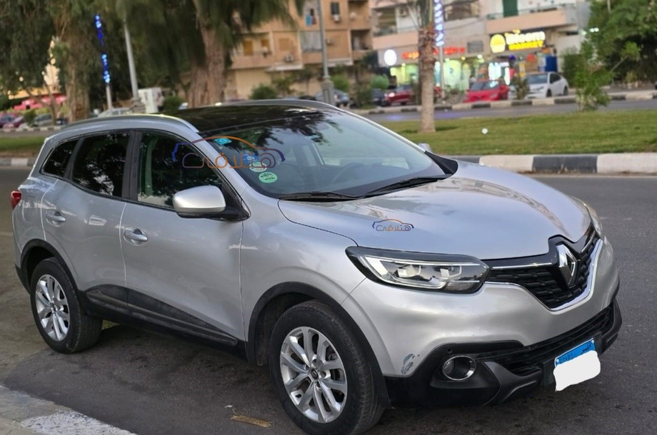 Kadjar Renault 2019 Ismailia Silver 7074735 - Car for sale : Hatla2ee