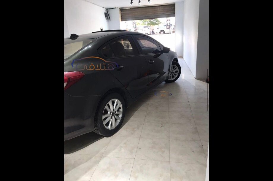 Cerato Kia 2017 Mokattam Mocha 7084283 - Car for sale : Hatla2ee