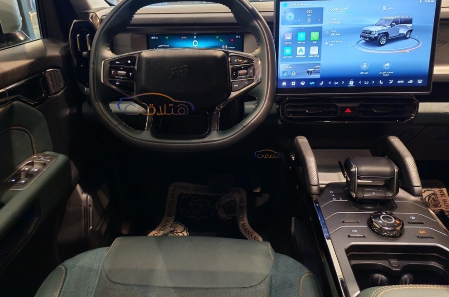 T2 Jetour 2025 6 October Silver 7086404 - Car for sale : Hatla2ee