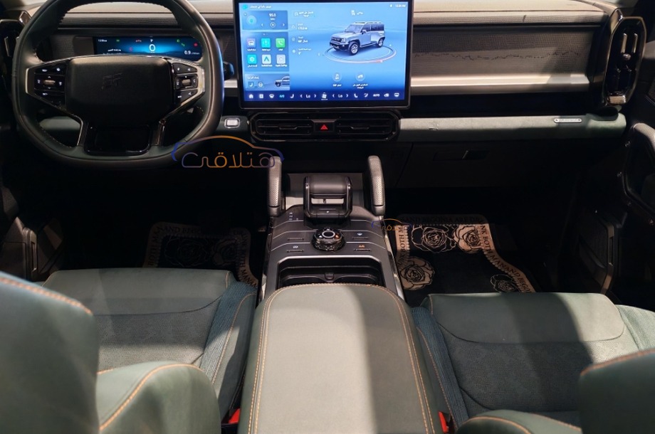 T2 Jetour 2025 6 October Silver 7086404 - Car for sale : Hatla2ee