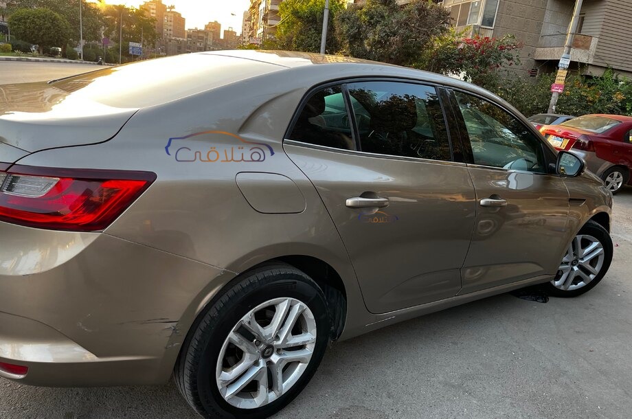 Megane Renault 2020 Heliopolis Bronze 7095824 - Car for sale : Hatla2ee