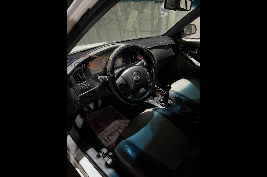 XD Hyundai 2002 Faiyum White 7098818 - Car for sale : Hatla2ee