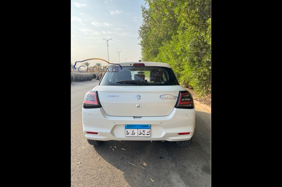 Swift Suzuki 2025 Tagamo3 - New Cairo White 7101225 - Car for sale ...