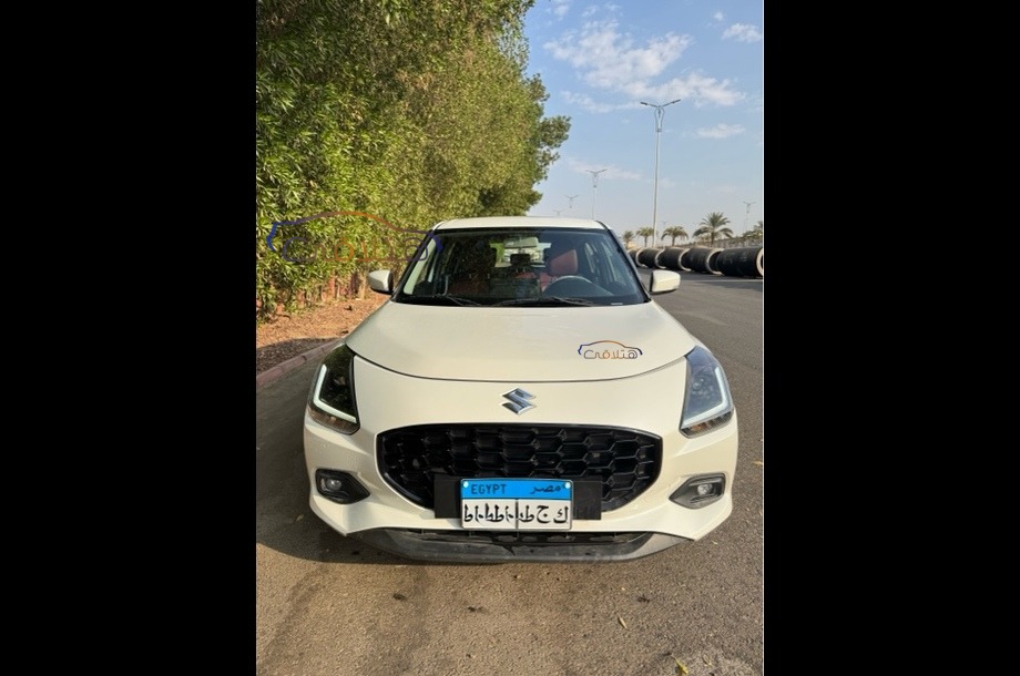 Swift Suzuki 2025 Tagamo3 - New Cairo White 7101225 - Car for sale ...