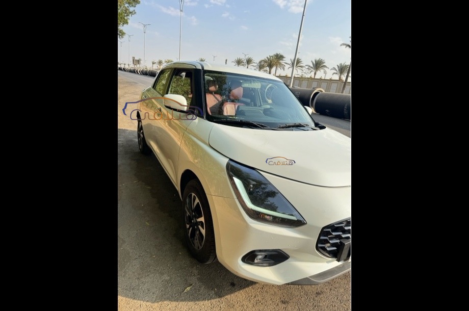 Swift Suzuki 2025 Tagamo3 - New Cairo White 7101225 - Car for sale ...