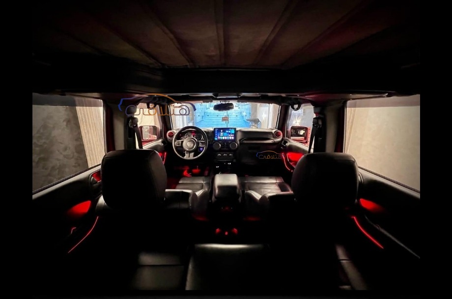 Wrangler Sahara Jeep 2018 6 October Red 7101965 - Car for sale : Hatla2ee