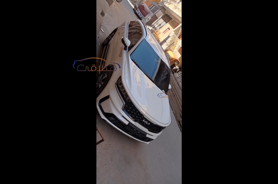 Sorento Kia 2023 Kafr el-Sheikh White 7102011 - Car for sale : Hatla2ee