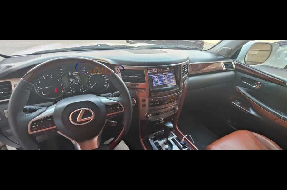 ليكزس 2014 فابريكا 7103165 - سيارات مستعملة للبيع : هتلاقى