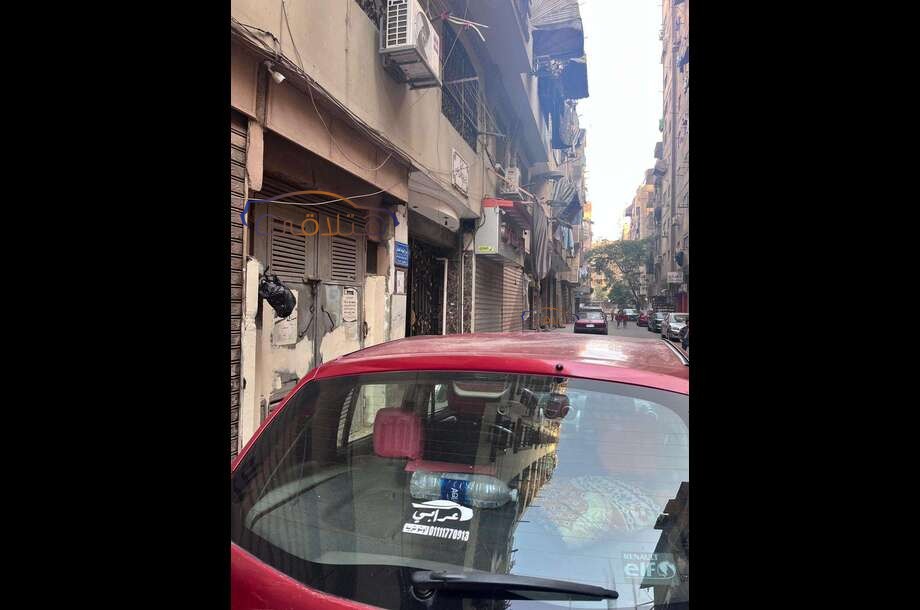 Sandero Renault 2013 Cairo Red 7105544 - Car for sale : Hatla2ee