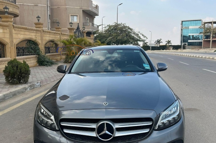 180 Mercedes 2020 El Manial Silver 7105955 - Car for sale : Hatla2ee