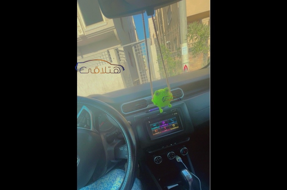 Duster Renault 2020 Giza Gold 7106224 - Car for sale : Hatla2ee