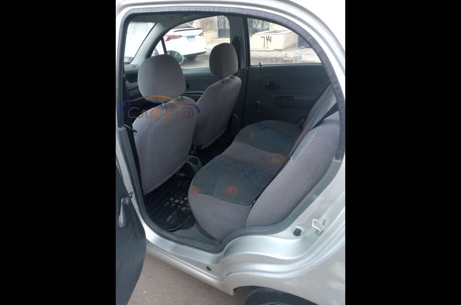 Spark Chevrolet 2011 Giza Silver 7106834 - Car for sale : Hatla2ee