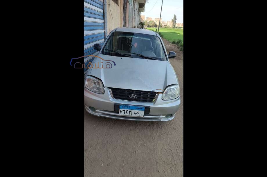 Verna Hyundai 2011 Hadayek October Silver 7107174 - Car for sale : Hatla2ee