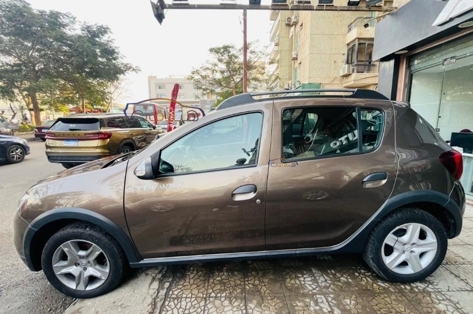 Sandero Step Way Renault 2022 Nasr city Bronze 7107691 - Car for sale ...