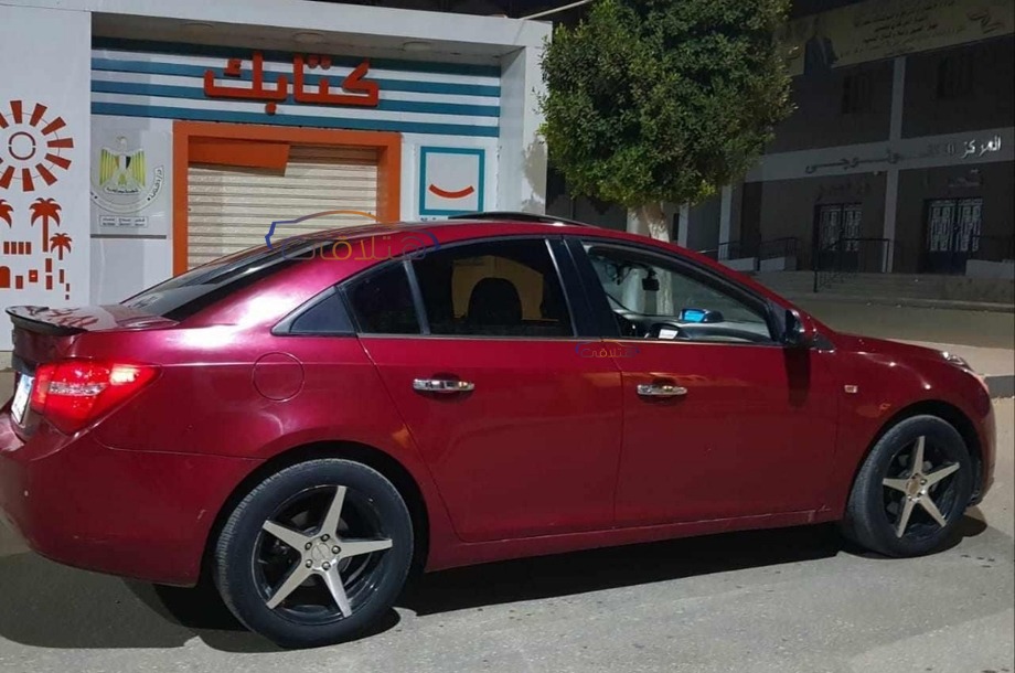 Lacetti Daewoo 2010 El Minya Red 7108152 - Car for sale : Hatla2ee