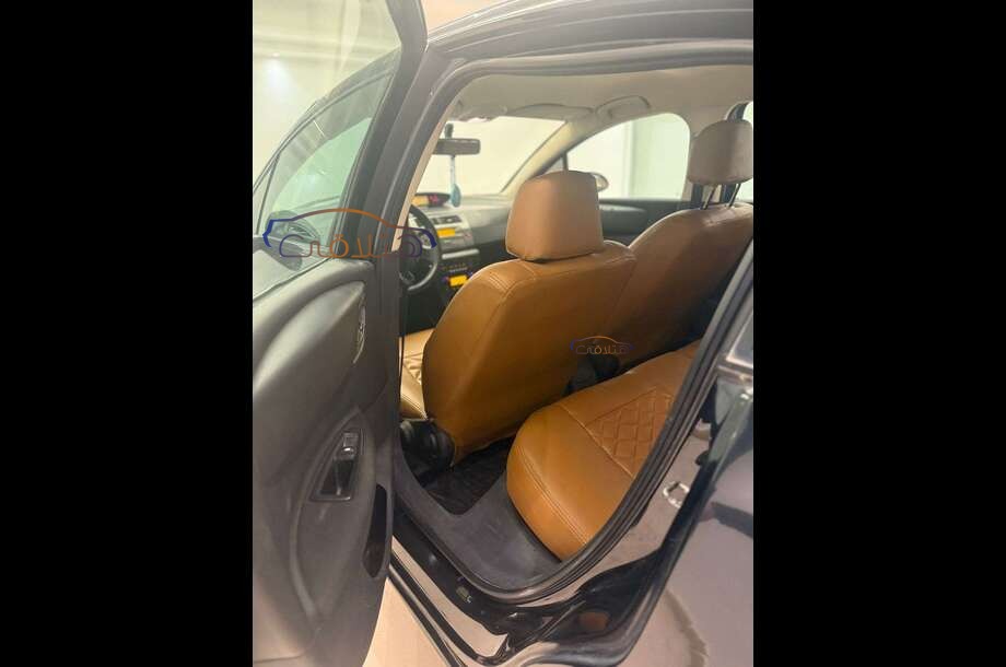 C4 Citroën 2009 Cairo Black 7110422 - Car for sale : Hatla2ee